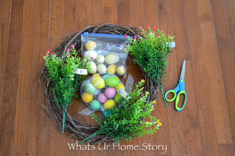 Easter Craft Ideas - Egg Wreath | Whats Ur Home Story