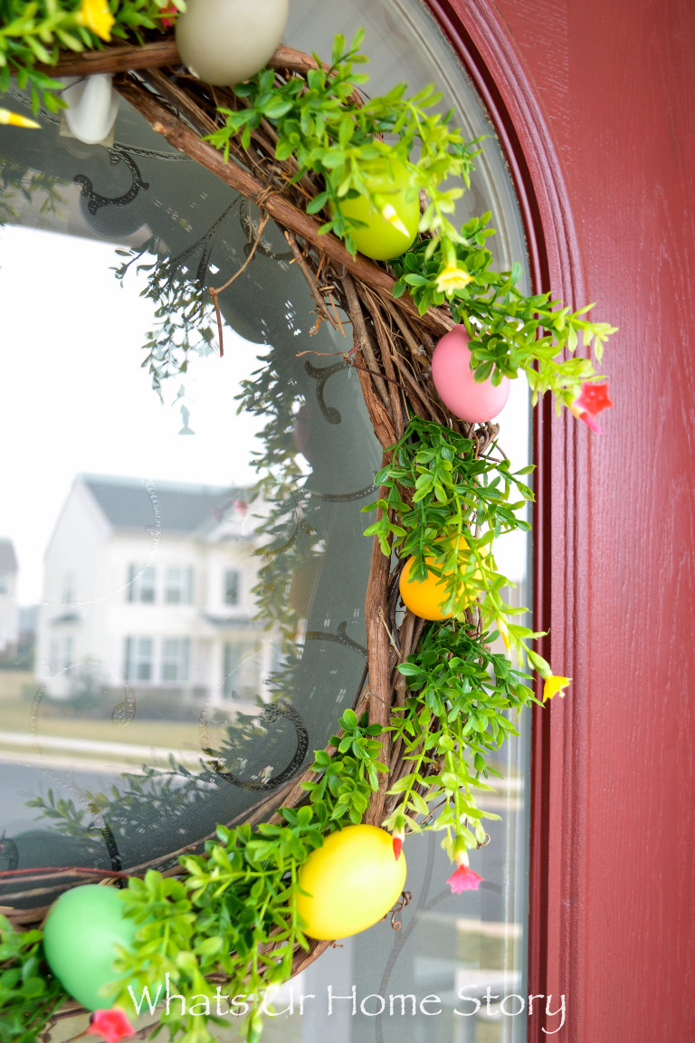 Easter Craft Ideas - Egg Wreath | Whats Ur Home Story